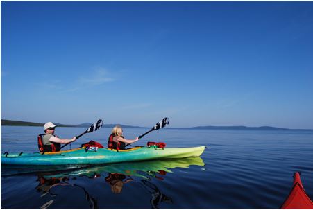 Kayaking - Minipi LodgesMinipi Lodges
